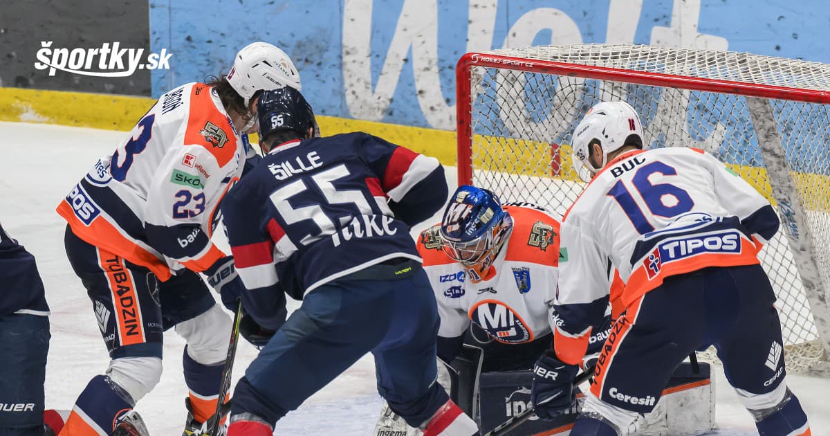 Slovan už po štvrtý raz pustil perie Michalovciam, líder extraligy ...
