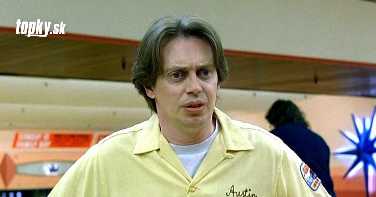 Divné oči, krivé zuby: Tento herec je však hrdina!