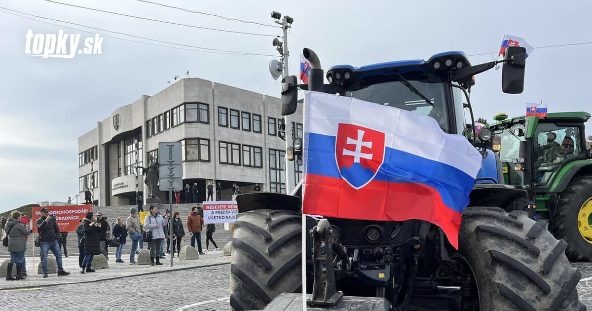 Najväčší protest slovenských farmárov: Doprava kolabovala ...