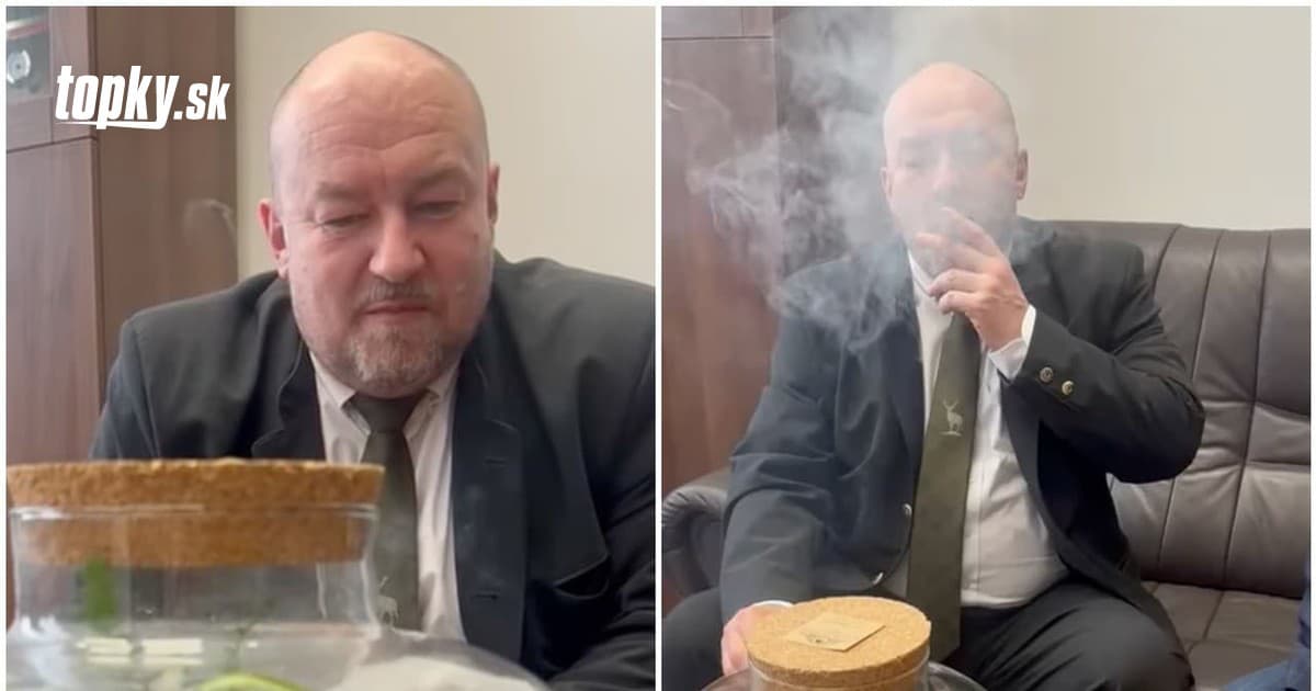 Rudolf Huliak zverejnil na meniny VIDEO, ako húli v parlamente ...