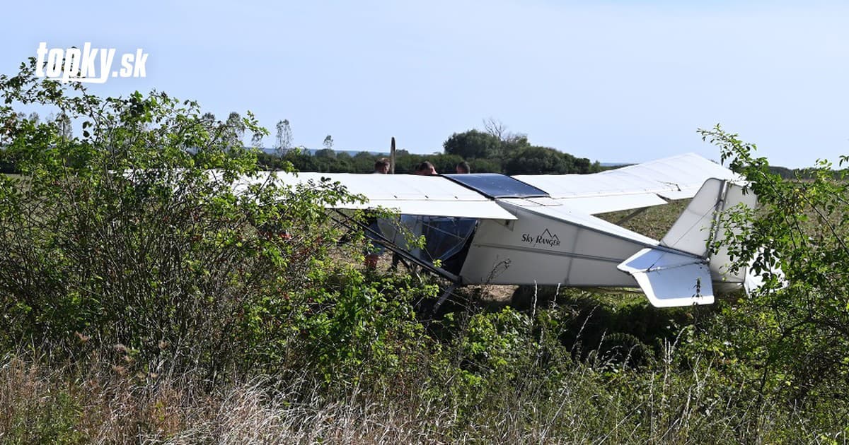 Pri Vranove nad Topľou našli rozbité lietadlo: FOTO Jeho pôvod je ...