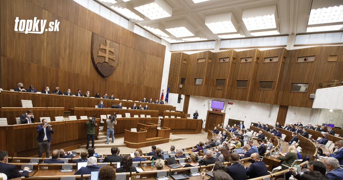 Rokovanie o opatreniach ÚVZ prebieha aj dnes: Nezhody v parlamente ... Rokovanie o opatreniach ÚVZ prebieha aj dnes: Nezhody v parlamente ...