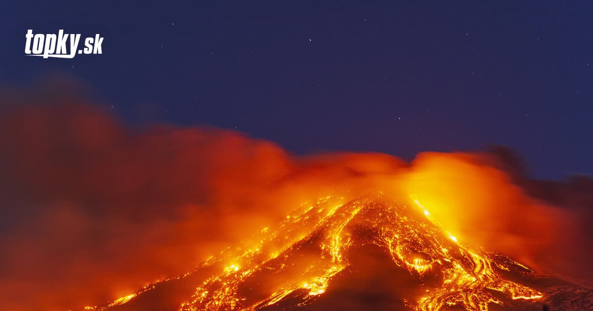 VIDEO Silný výbuch sopky Etna: Chrlila popol až do výšky 2-tisíc metrov ...