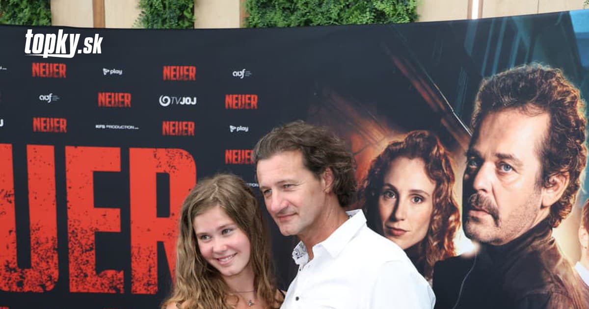 Herec Marko Igonda na premiére s RODINOU: Ukázal dcéru a PODOBU s mamou ...